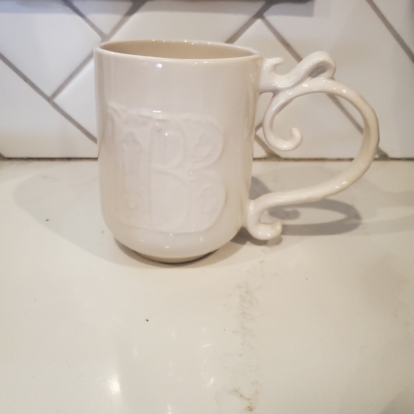 Pottery Barn | Dining | Pottery Barn Alphabet Letter B Coffee Cup Mug ...